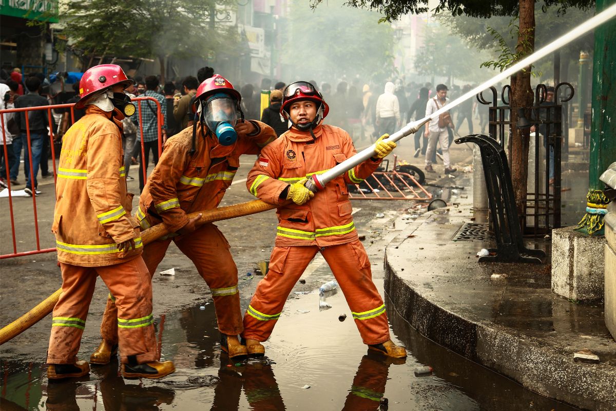 Firefighter Workout Plan (Detailed Strength Training Program)