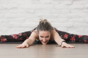 Straddle Split: Tips From Cirque Du Soleil Artist