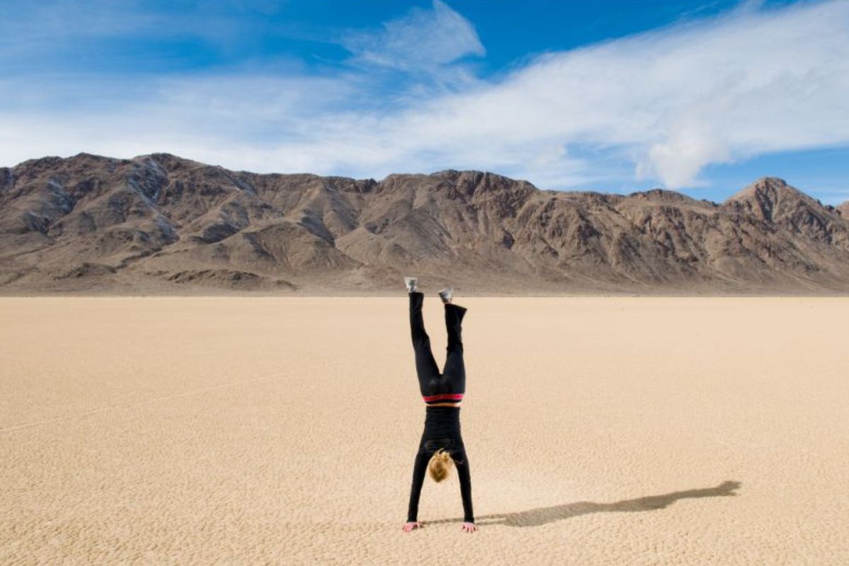How To Do A Handstand: A Step-by-step Guide By A Gymnast