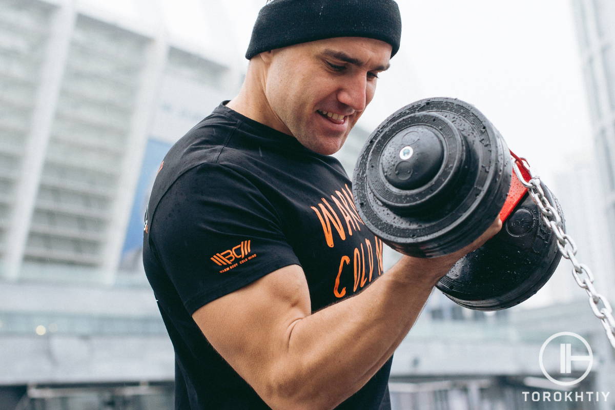 Strength Training For Football Players (Detailed Program)