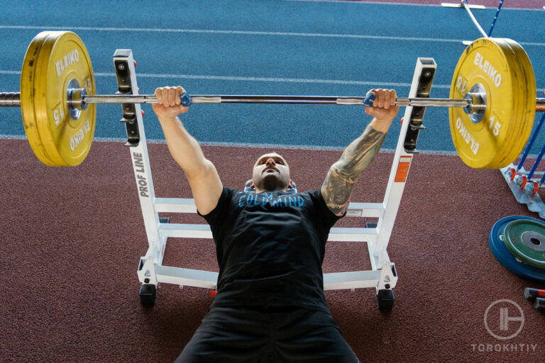 10 Best Core Stability Exercises (With Workout Examples)