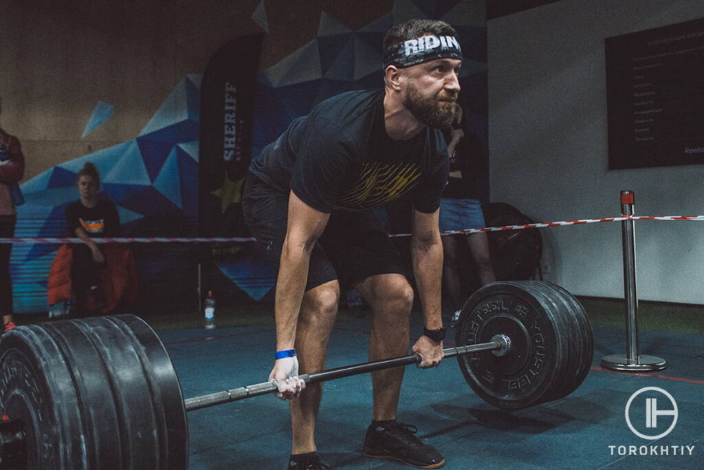 Good Mornings Vs Deadlift: Which Is More Effective?