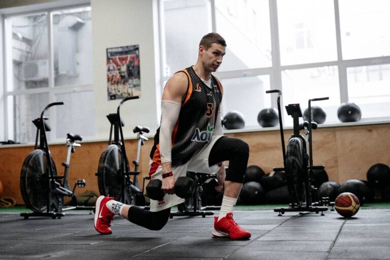 Strength Training For Basketball Players (Detailed Program)