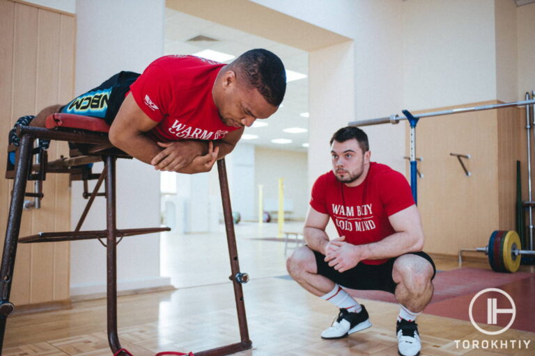 Strength Training For Wrestlers (Detailed Program)