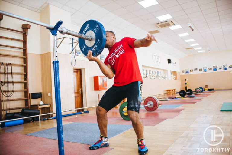 Strength Training For Wrestlers (Detailed Program)