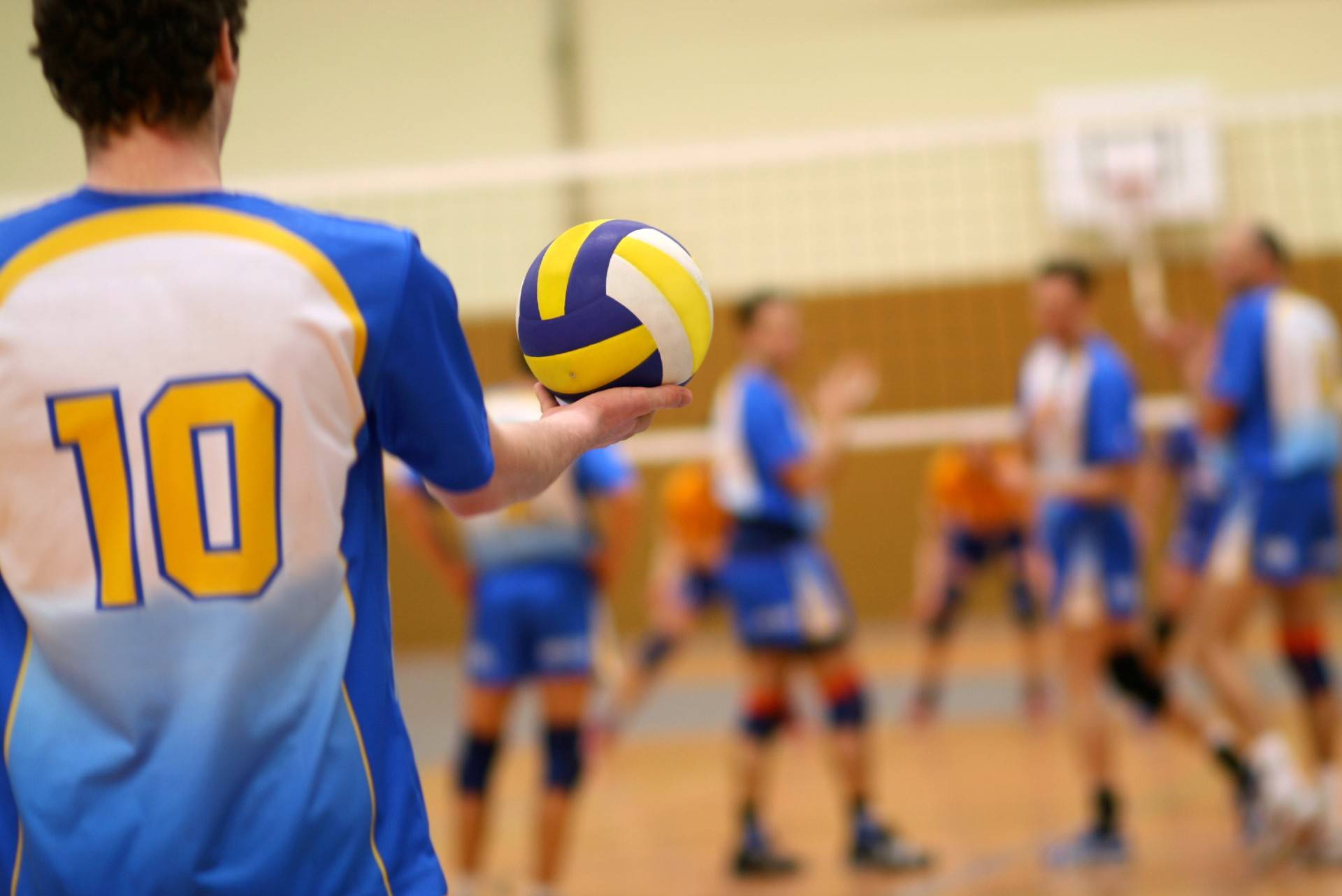 Strength Training For Volleyball Players (Detailed Program)