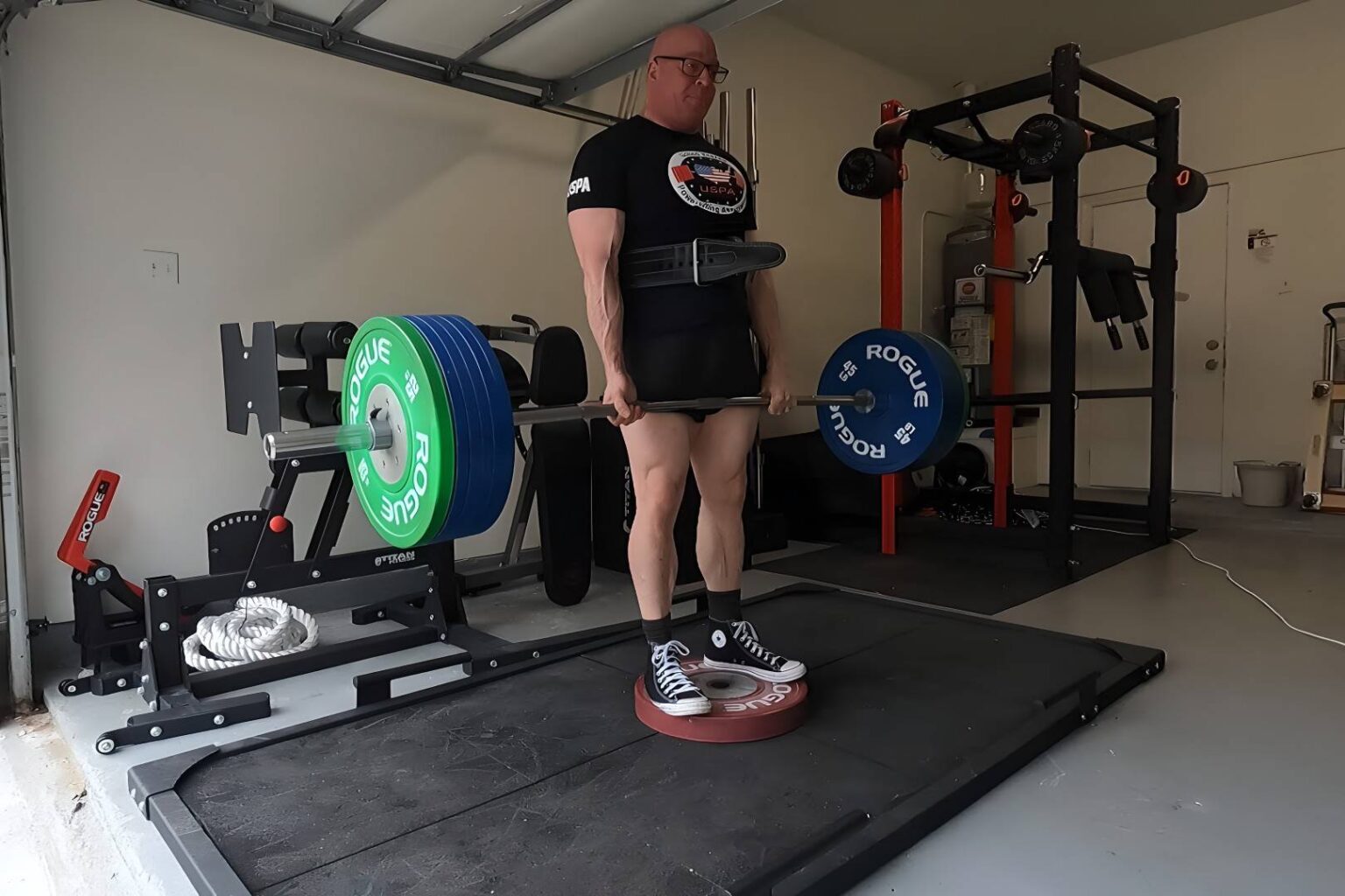 Deadlift Bar Vs Stiff Bar - Which Is The Right One For You?