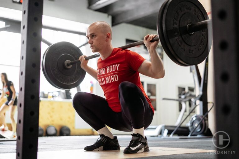 Squat Foot Placement: Proper Foot Position Explained