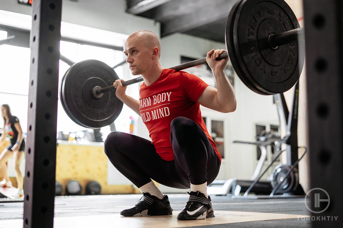 Squat Foot Placement: Proper Foot Position Explained