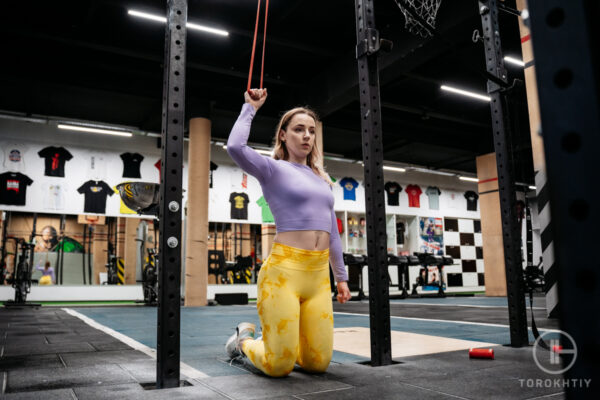 Resistance Band Rows: How-To, Benefits, Variations