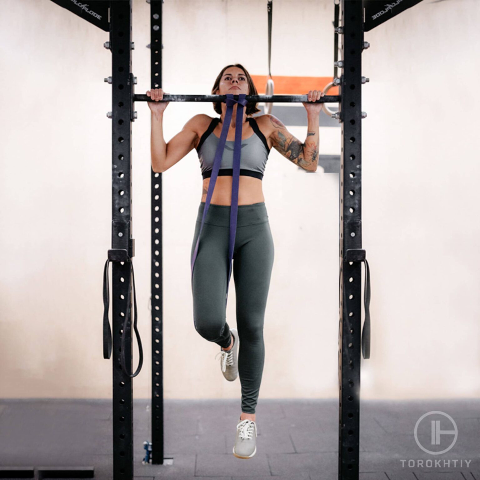 Assisted Pull-Ups With Resistance Bands: How To Do It Right