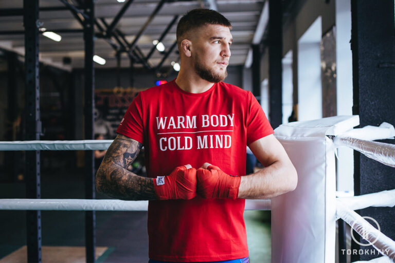 Strength Training For MMA Fighters (Detailed Program)