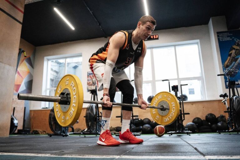 Strength Training For Basketball Players (Detailed Program)