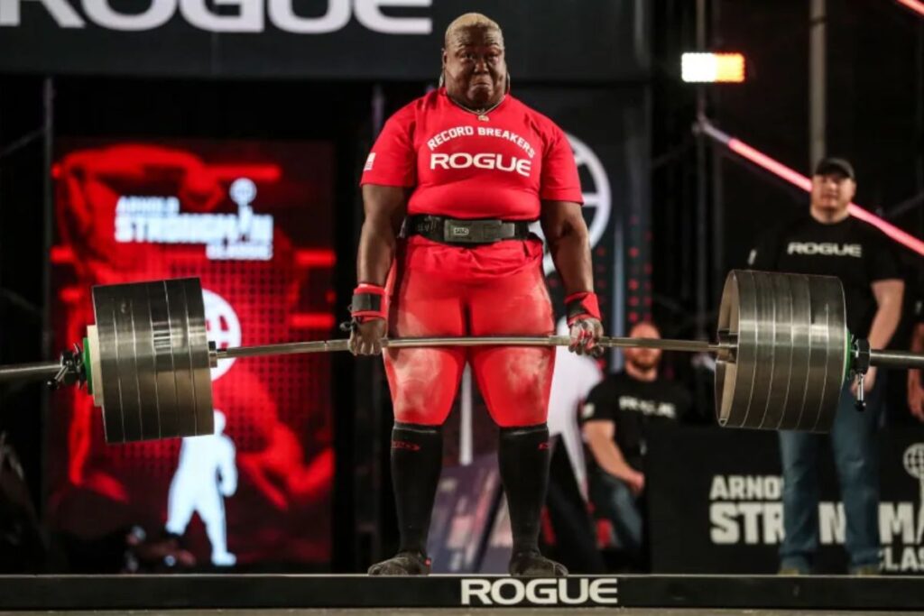 Tamara Walcott Sets Raw Squat And Total Unofficial All-time World Records