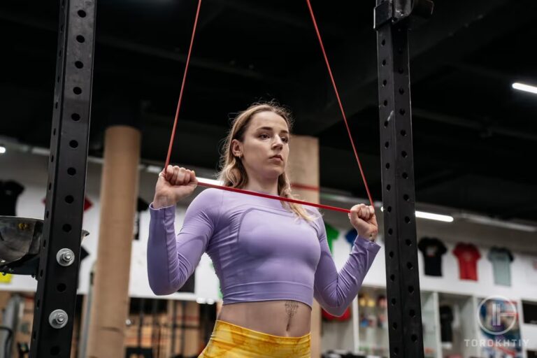 Best Shoulder Band Stretches For Shoulder Pain