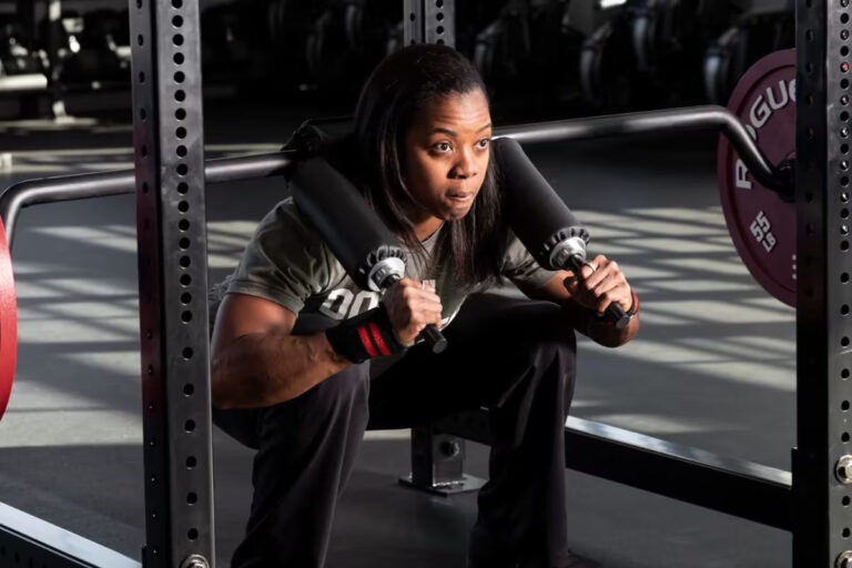 Common Types Of Squat Bars: Which One To Pick?