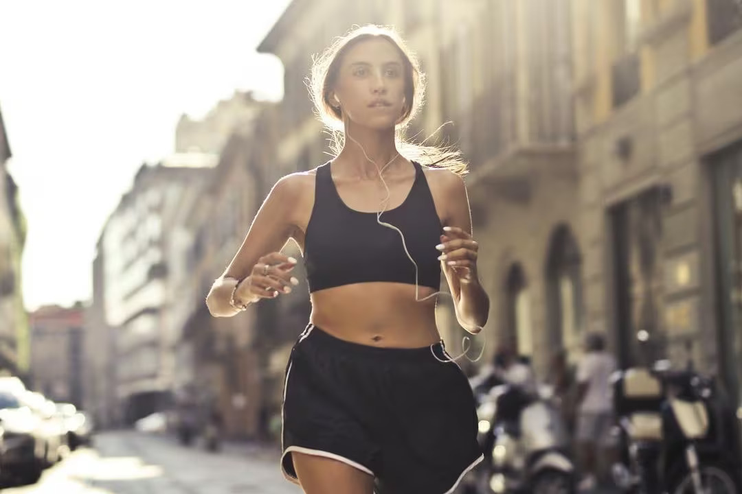 How To Carry Phone While Running