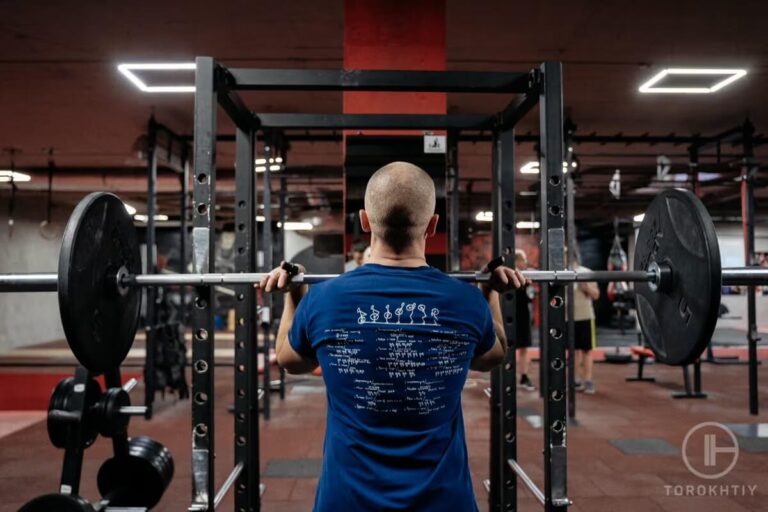 Full Rack Vs Half Rack: Everything You Need To Know