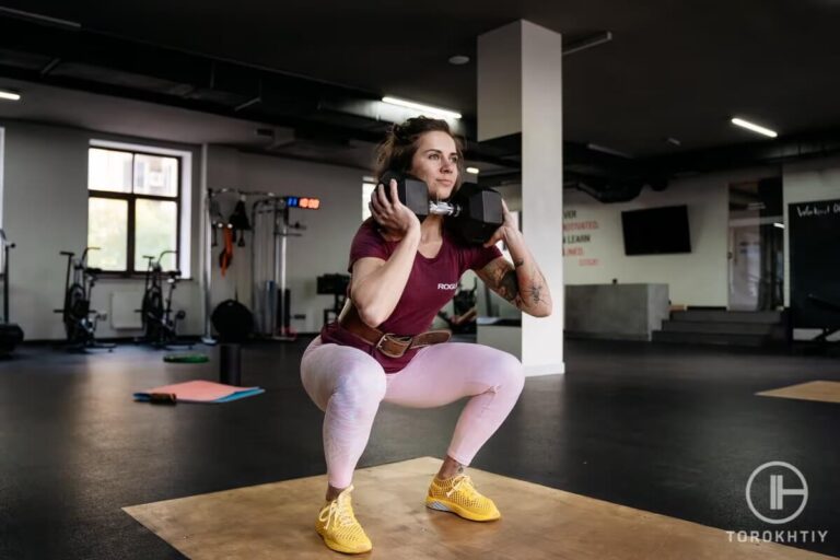 Narrow Stance Squat | Torokhtiy Weightlifting