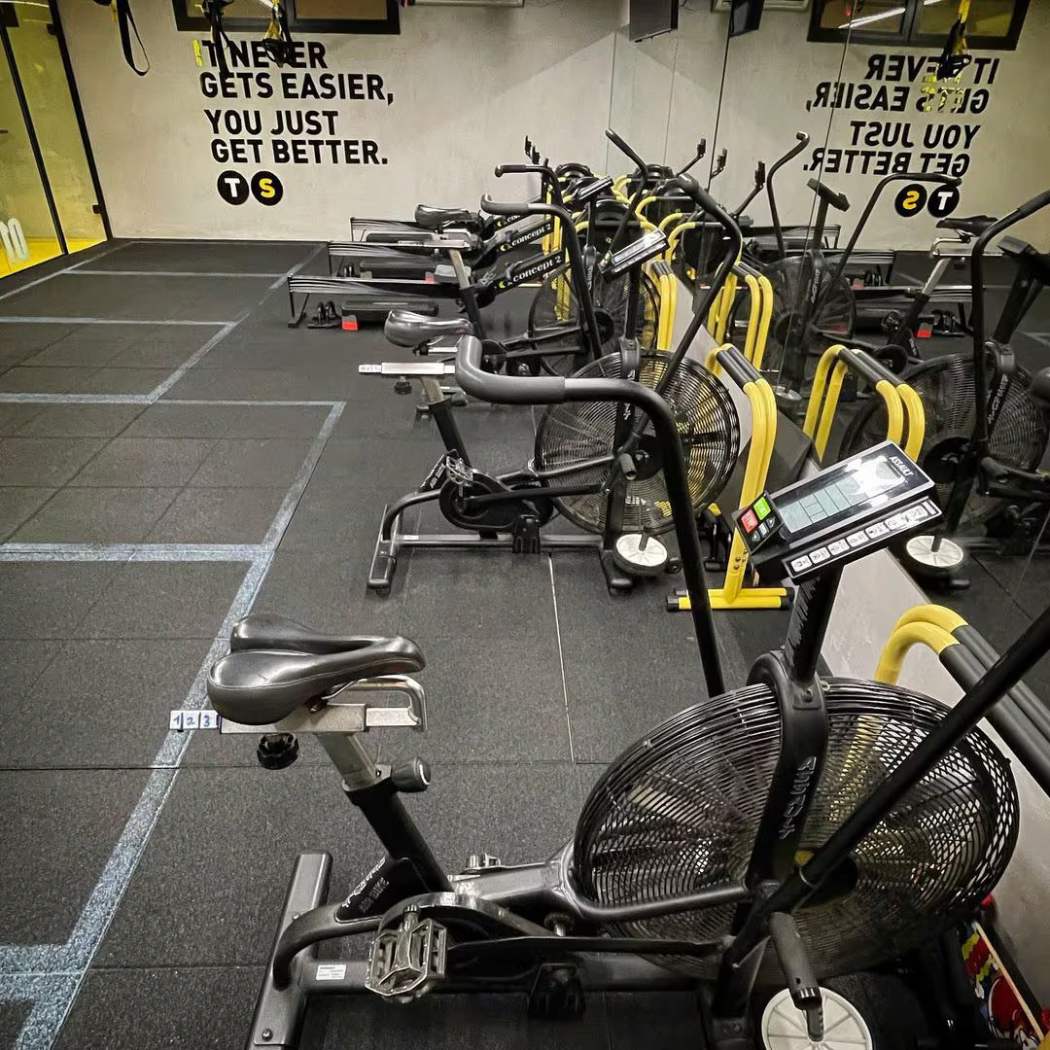 Assault Bike Workouts - Benefits, Muscles Worked And How To Do Them