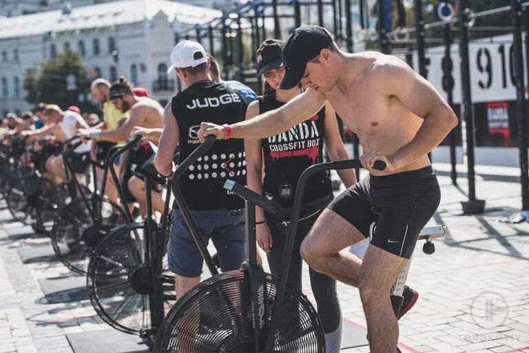 Assault Bike Workouts Benefits Muscles Worked And How To Do Them