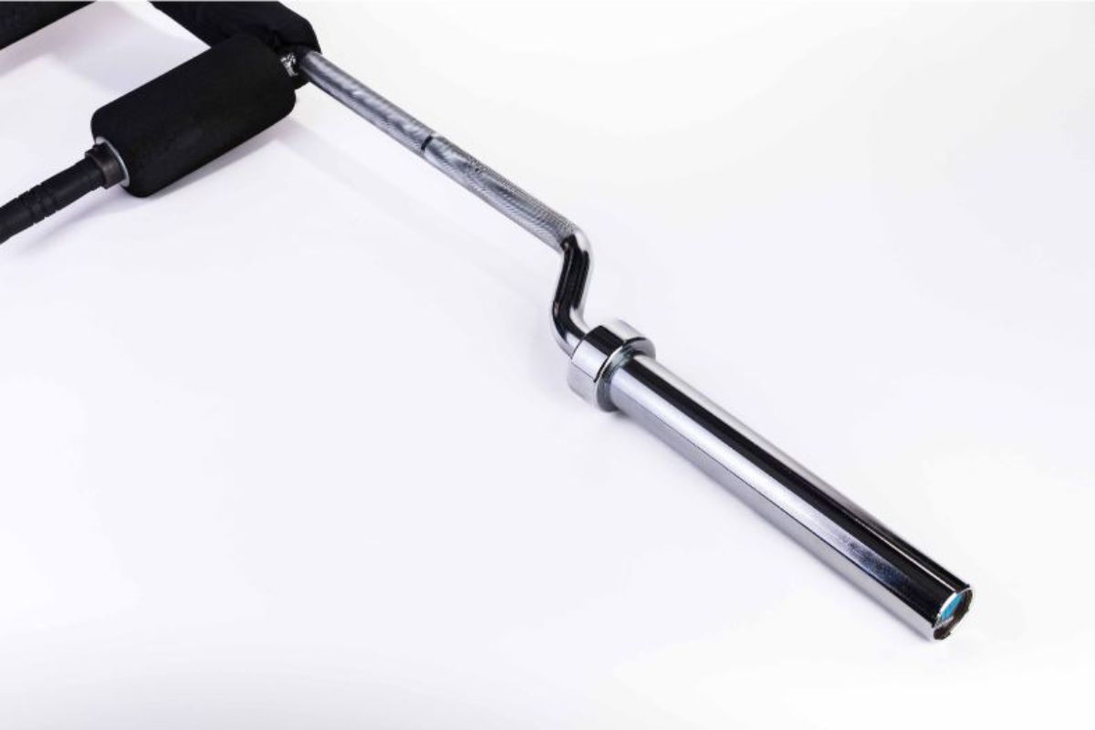 How Much Does A Squat Bar Weigh? Standards Explained