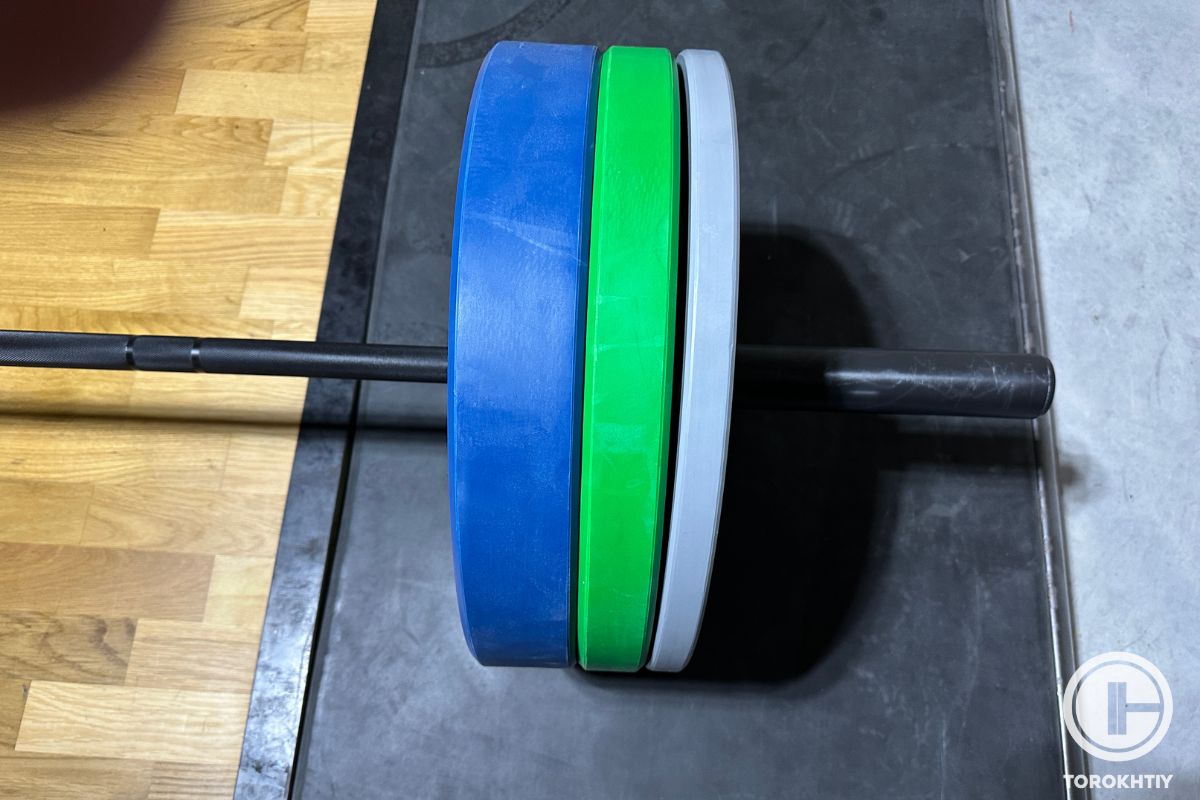 How Much Does A Barbell Weigh? (Different Types Explained)