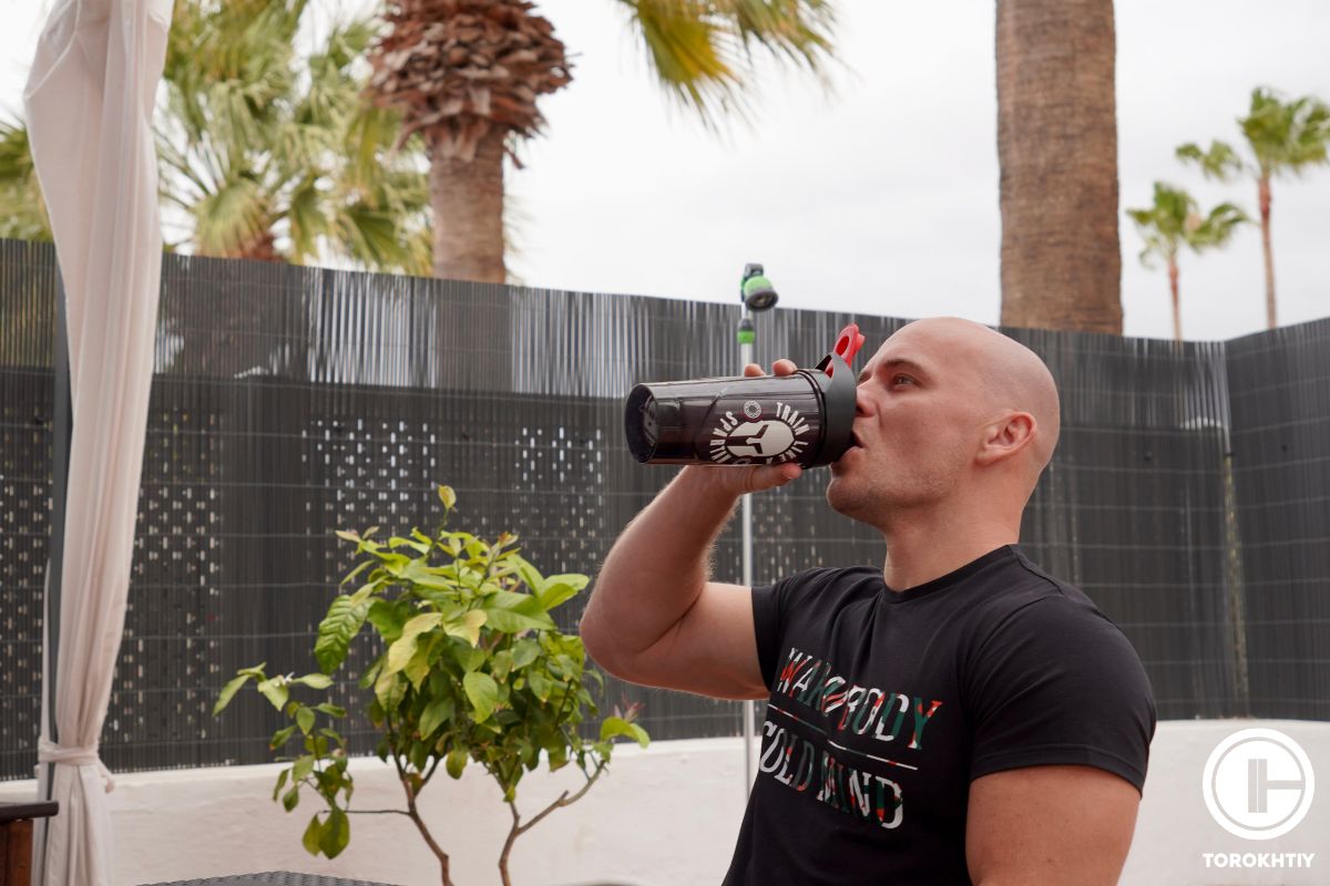 What To Mix With Pre-Workout? (10 Options To Try)