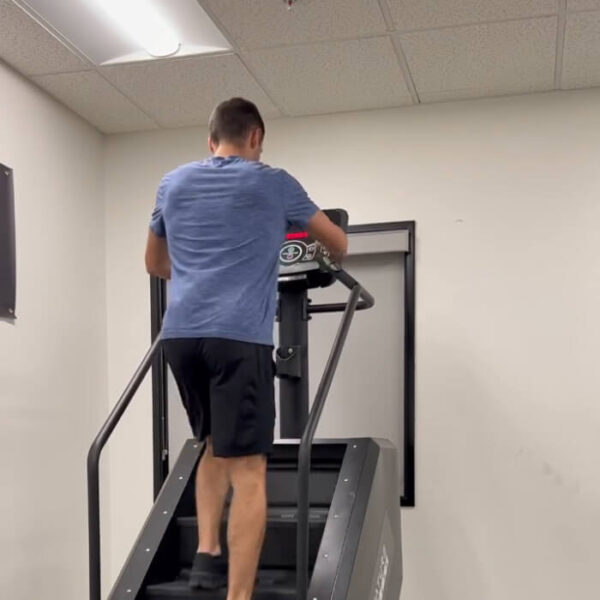 StairMaster Vs Elliptical: Let's End The Debate