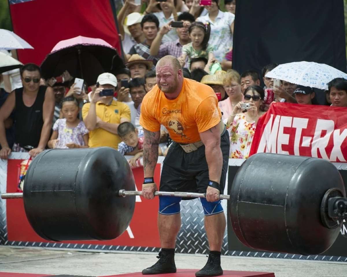 Strongman Physique: What Is A Strongman's Body Type?