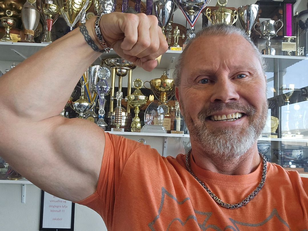 Who Is The Strongest Man In History? Top 10 Athletes Ranked