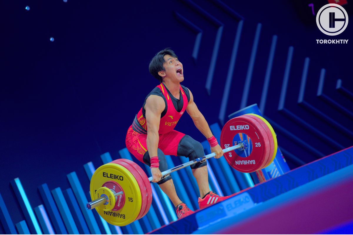 Day 2: Ri Song Gum Clinches 49W Gold & Pak Myong Jin Dominates 61M At ...